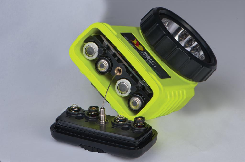 PELI 3715 LED-lykt Ex sone 0, gul - Dacon AS